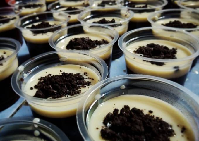 Resep Puding Fla KFC topping Oreo oleh Rizky Destyowati Candra Rahayu ...
