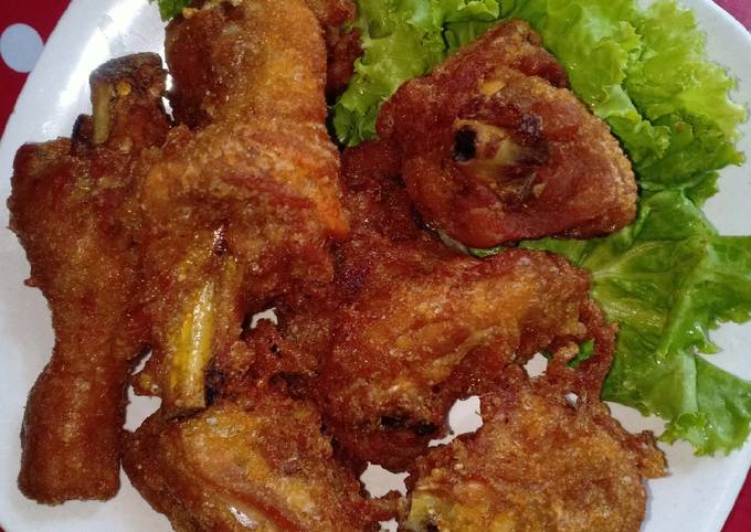 Resep Ayam goreng ala mbok berek oleh Lilik Suryani - Cookpad