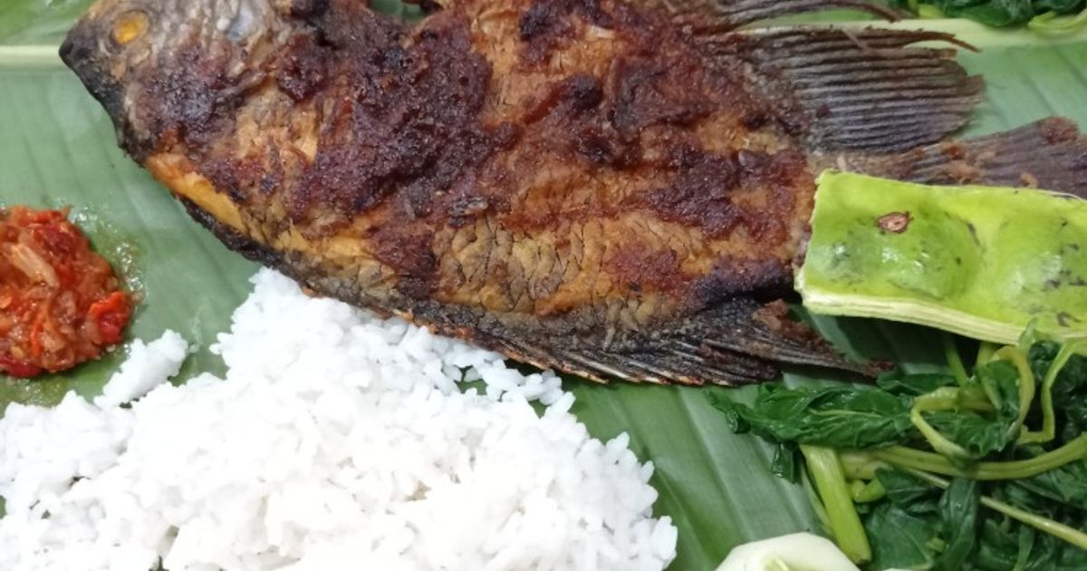 Resep Gurameh Bakar Bumbu Spesial oleh Dapoer Mindi - Cookpad