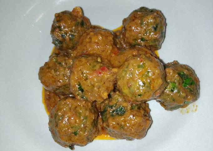 Resep Bola bola ospor daun sampeu (singkong) bumbu sate #TeamTress oleh ...