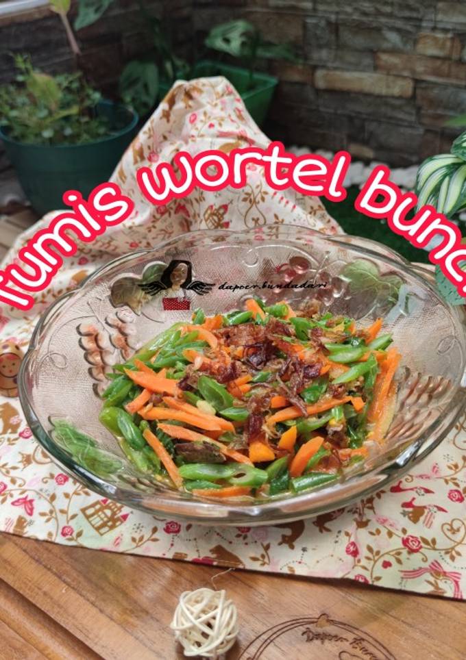 Resep Tumis Wortel Buncis simple kesukaan si kecil oleh Bundadari - Cookpad