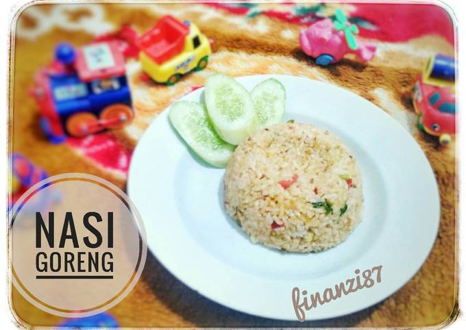 Resep Nasi Goreng Simpel oleh finanzi raizah - Cookpad