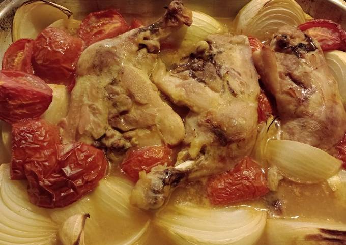 Pollo al horno con cebolla y tomate 🧅🍅 Receta de Andrea Alvarez 💛- Cookpad