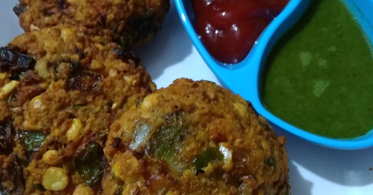 Veg Daal Vadas Recipe by Jagruti Jhobalia - Cookpad