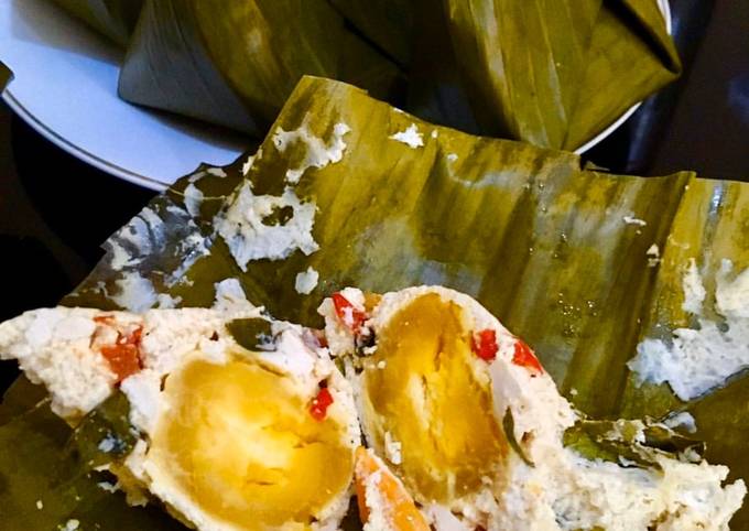 Resep Botok Telor Asin oleh Annora Kitchen - Cookpad