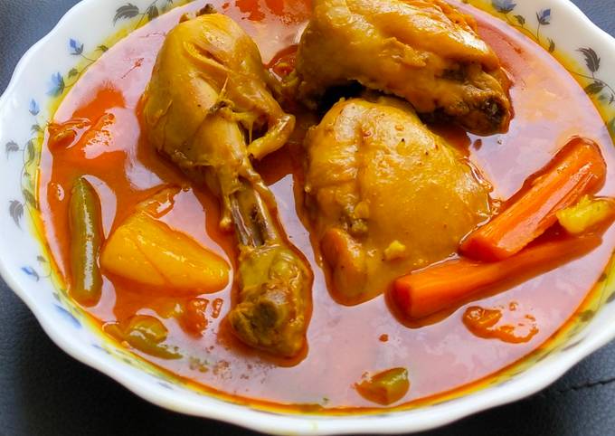 Rimpa Bose Deb দ্বারা পাতলা মুরগীর ঝোল (patla moorgir jhol recipe in Bengali) রেসিপি- কুকপ্যাড