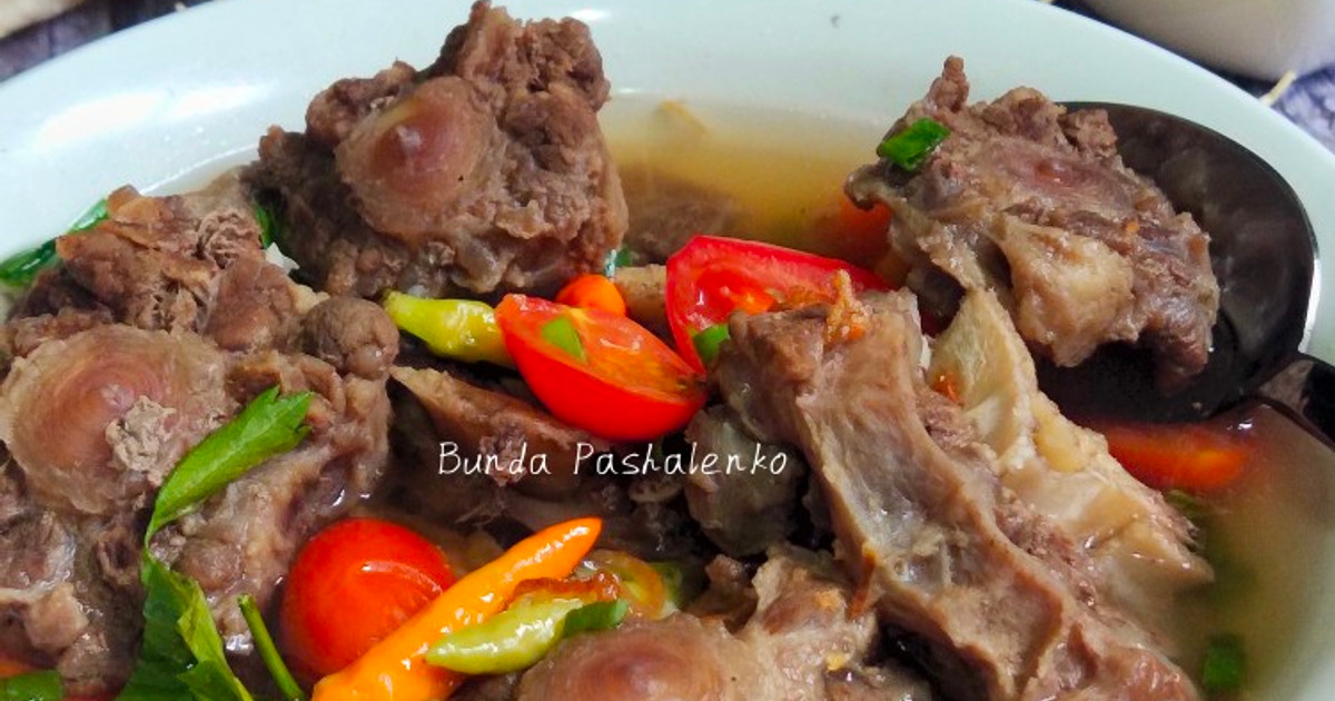 Resep Sop Buntut Sapi Kuah Bening oleh Bunda Pashalenko - Cookpad