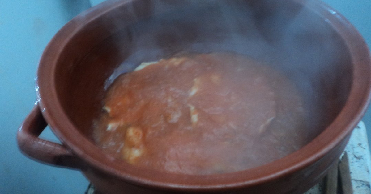 Filete O Milanesa De Pollo En Salsa De Jitomate El Martín. México ...