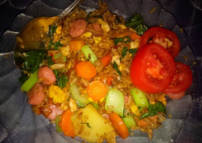 Resep Nasgor sayuran oleh Intan Fitriani - Cookpad