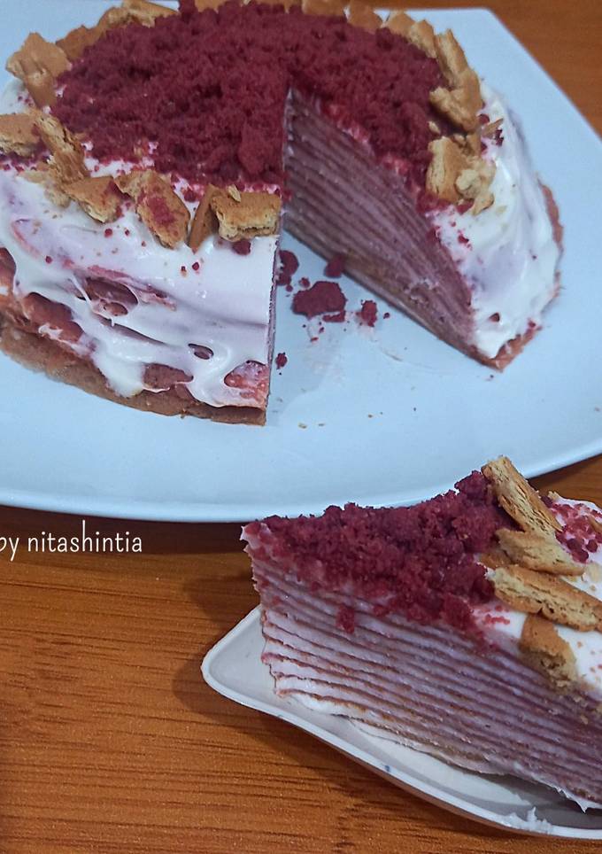 Resep Mille Crepes Cake Red Velvet oleh Nita Shintia - Cookpad