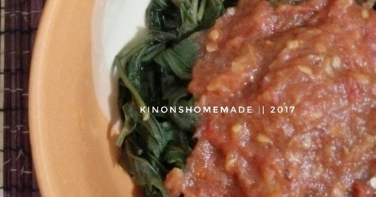 Resep Plencing Kangkung oleh Putri Karuna - Cookpad