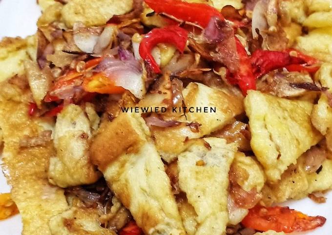 Resep Oseng Telur Dadar Iris oleh Wiewied Kitchen's - Cookpad