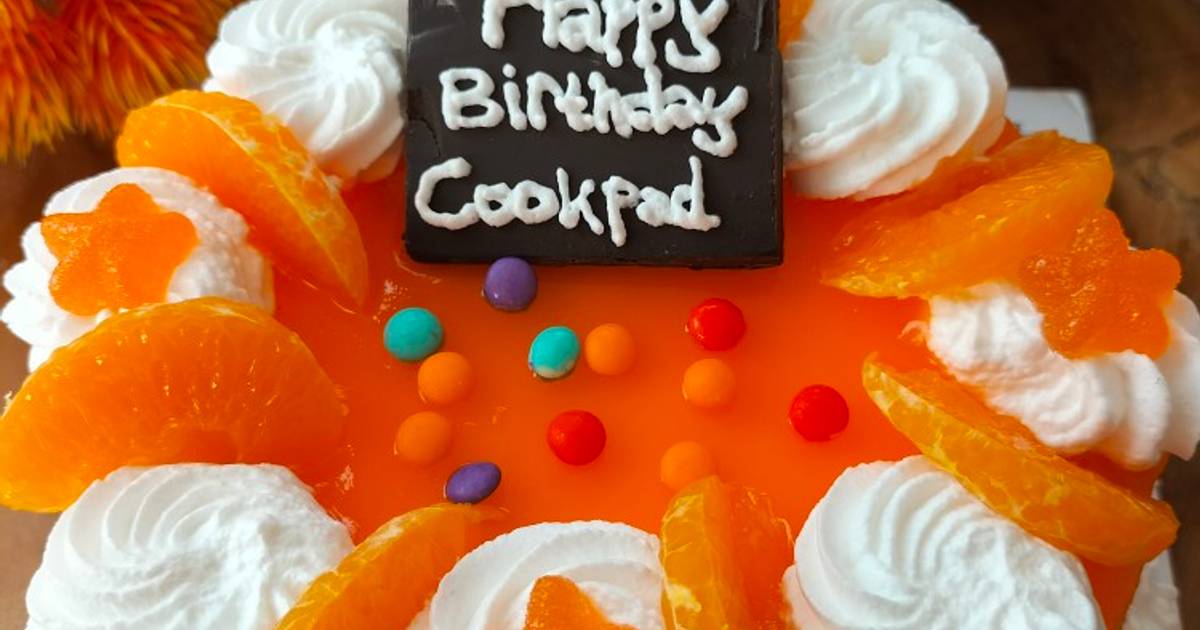 Resep Birthday cake simpel oleh Eka indah winarsih - Cookpad