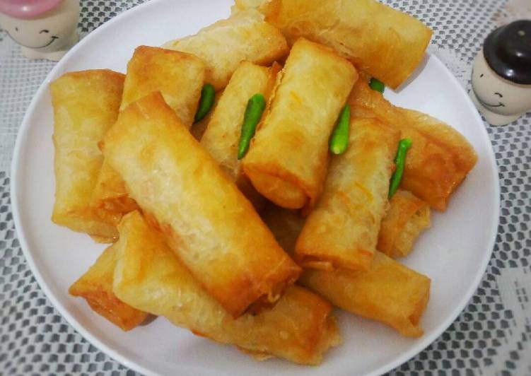 Resep Risol Kampung Kreszzz oleh Wirayanti Juliyantoro - Cookpad