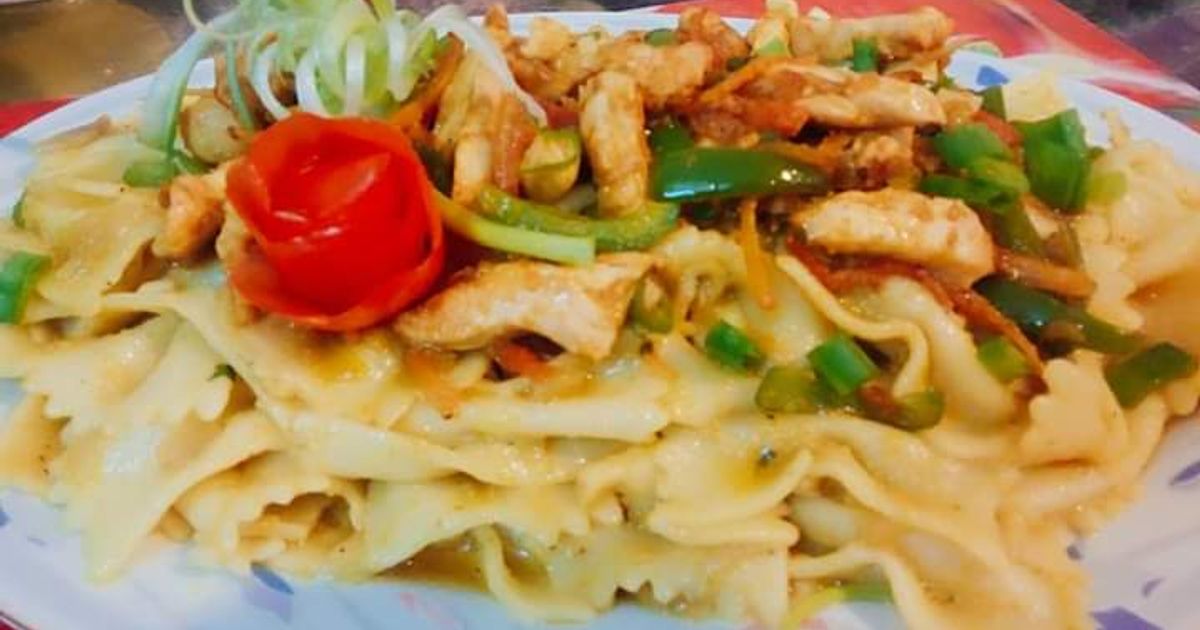 Pakistani Chicken Pasta Recipe by Ñôôri Màlîk - Cookpad
