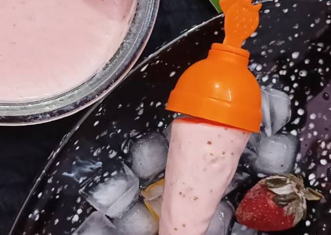 Strawberry kulfi Recipe by Monika gupta - Cookpad