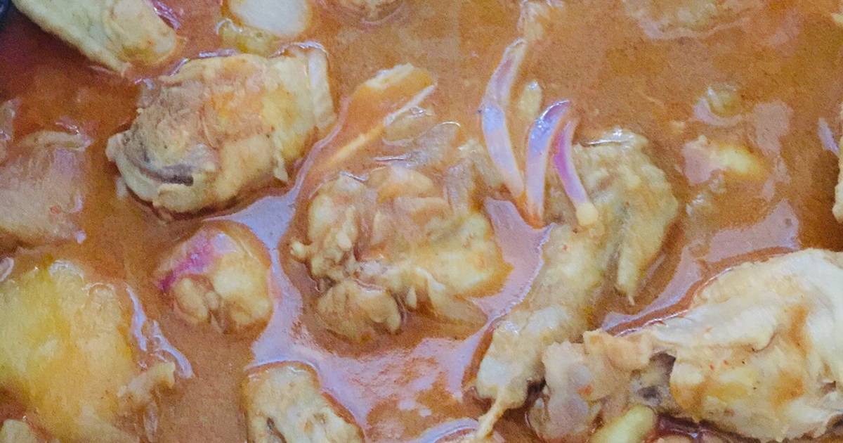 สูตร แกงกะหรี่ไก่สูตรอร่อยเหาะ โดย Wilaijit JWiwi - Cookpad