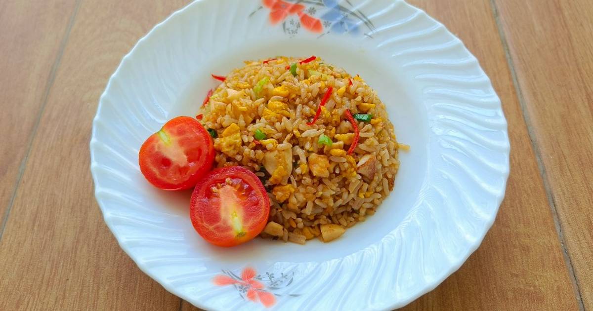 Resep aneka Nasi Goreng praktis dan mudah dibuat di rumah!