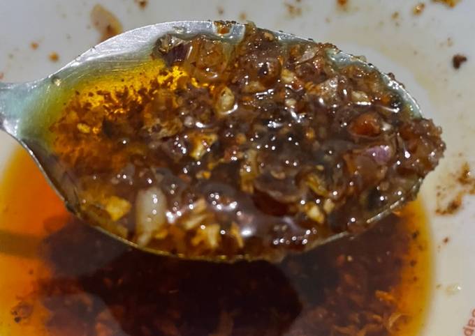Resep Chilli Oil Simple oleh Risa Londa - Cookpad