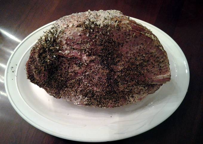 Pepper Parmesan Crusted Baked Ham Recipe by fenway - Cookpad