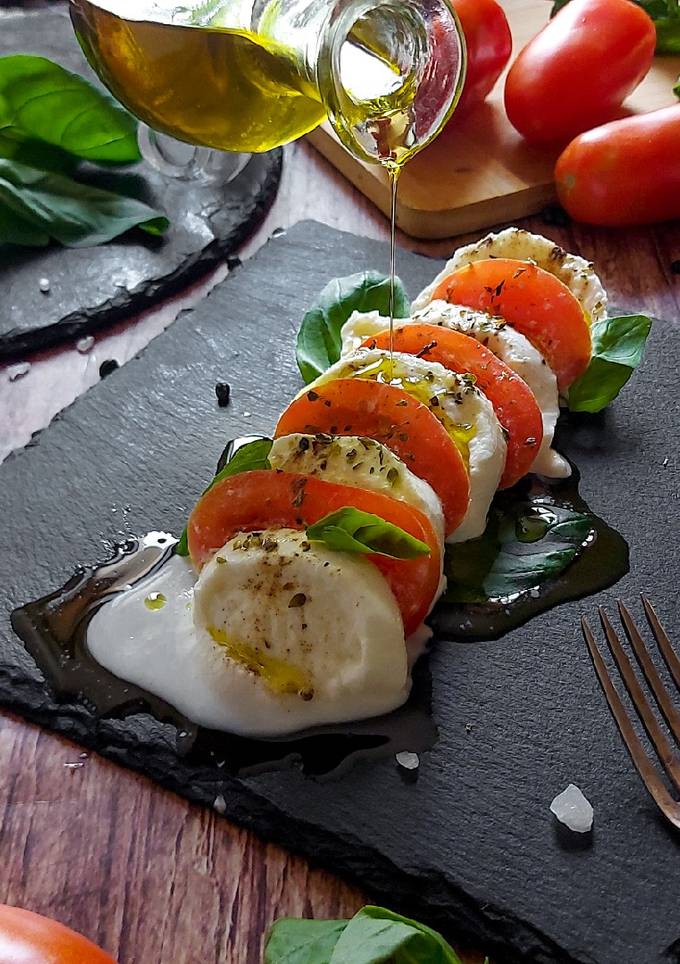 Resep Insalata Caprese|Caprese Salad|Salad Khas Capri oleh Carolina ...