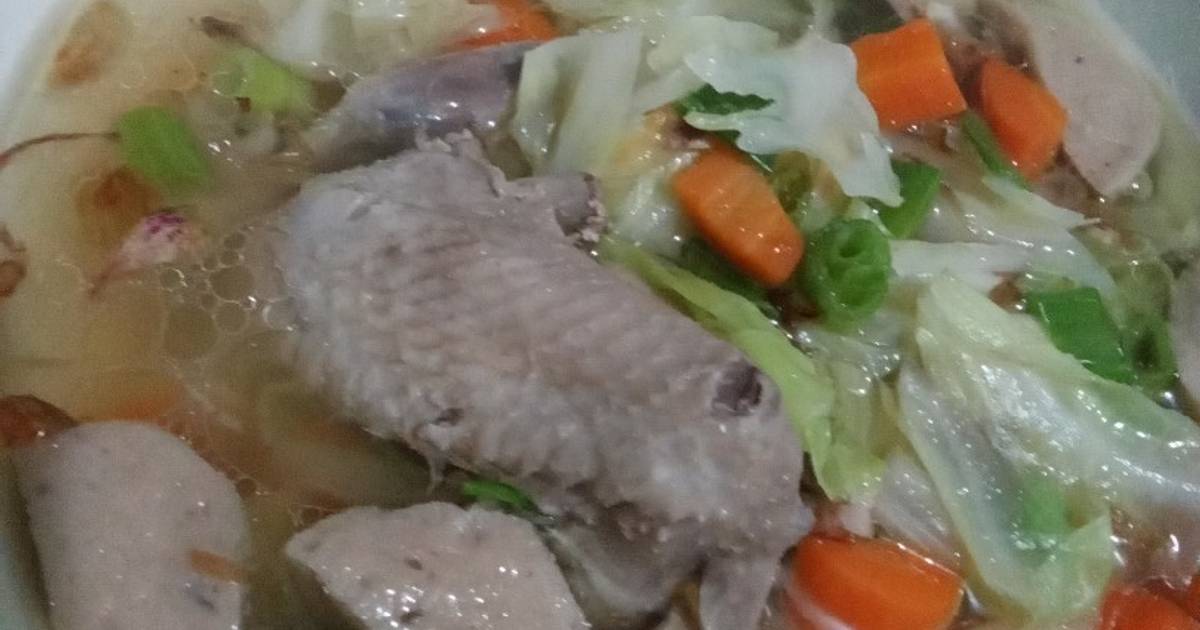 Resep Soup ayam baso sederhana oleh cucungux brewok - Cookpad