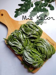 Resep Homemade Mie Daun Kelor oleh Heramesayu Noviari - Cookpad