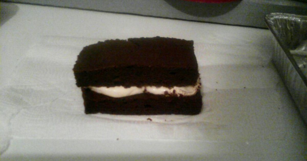 Suzy Q Cakes With Cream Filling Recipe by Raven