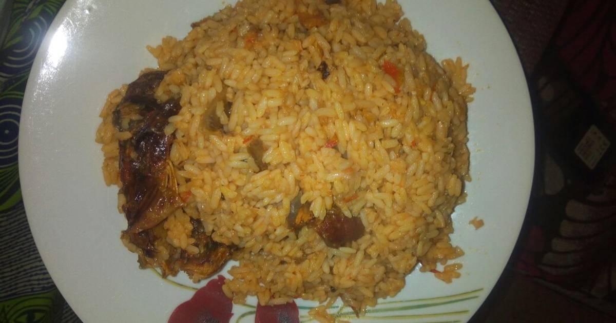 Jollof rice with fish Recipe by Barack Oizamsi Apologun (Abjmom56 ...