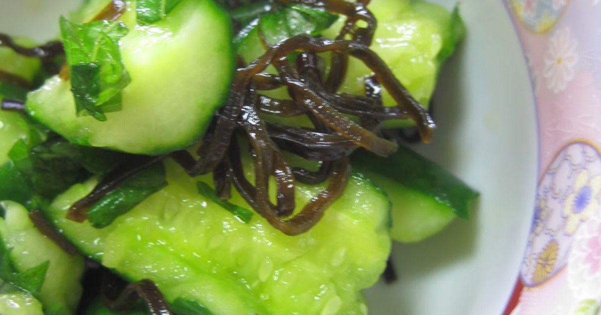 Instant Bashed Cucumber Pickles With Shio Konbu And Shiso Leaves Recipe ...