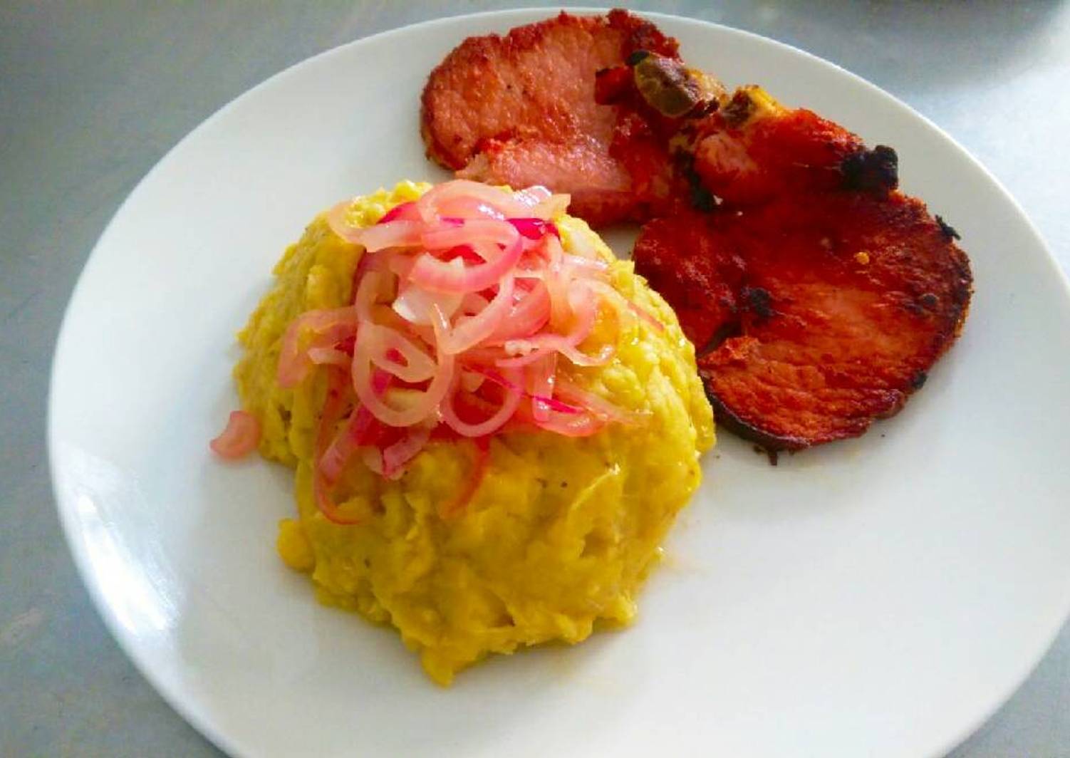 Mangu o puré de plátanos con cebollas Receta de Ismael José- Cookpad