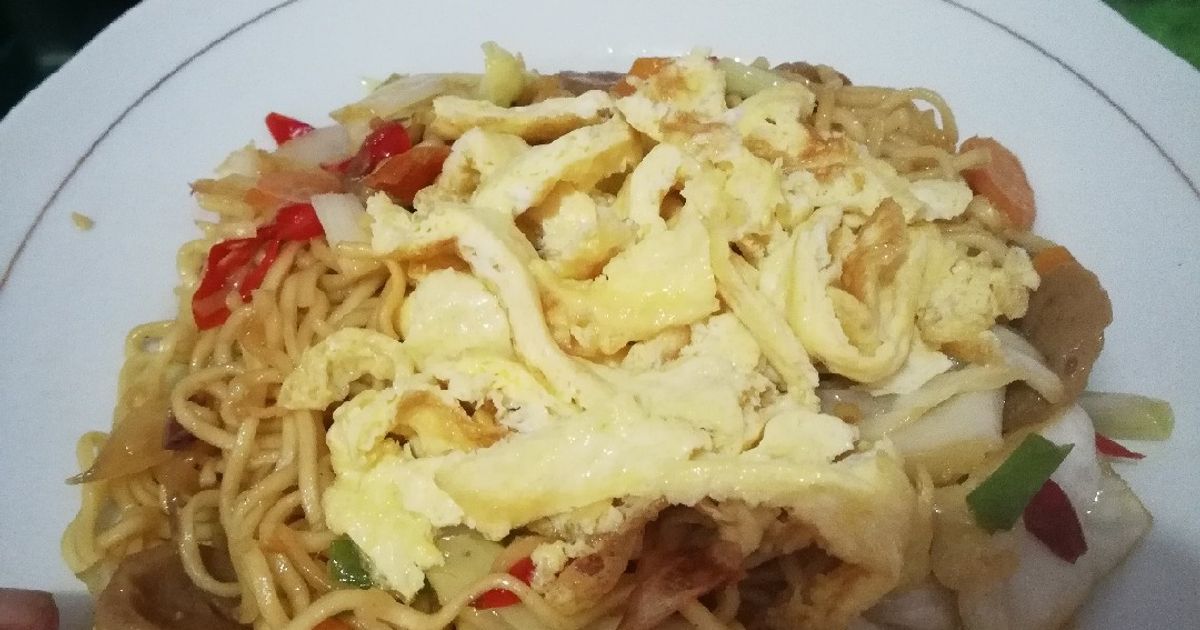 Resep Mi Goreng Ala Putri Rini oleh Putri Setia Rini - Cookpad