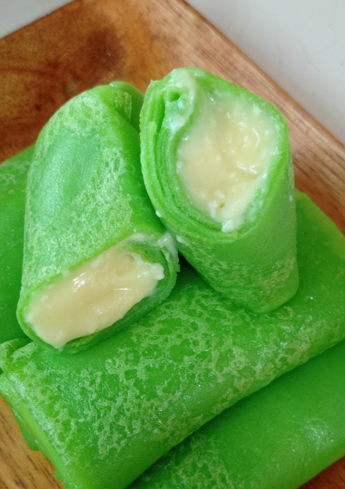 Resep (Sourdough Discard) Dadar Gulung Pandan Isi Vla Keju oleh ...
