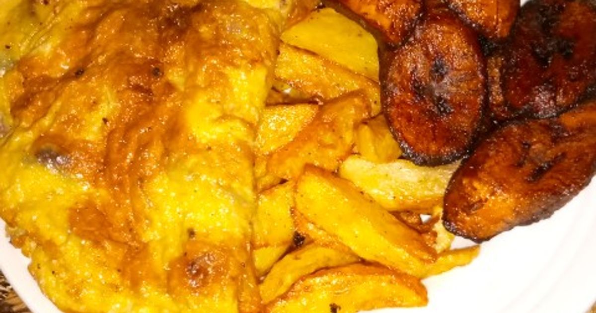 Fried Irish With Egg And Plantain girki daga Rukayya Sugau - Cookpad