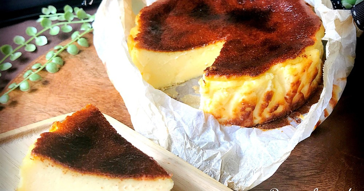 Super Easy Basque Cheesecake Recipe by taechi309