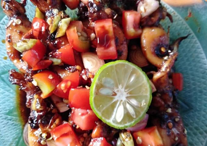 Resep Cumi bakar simple oleh Titin Amelia - Cookpad