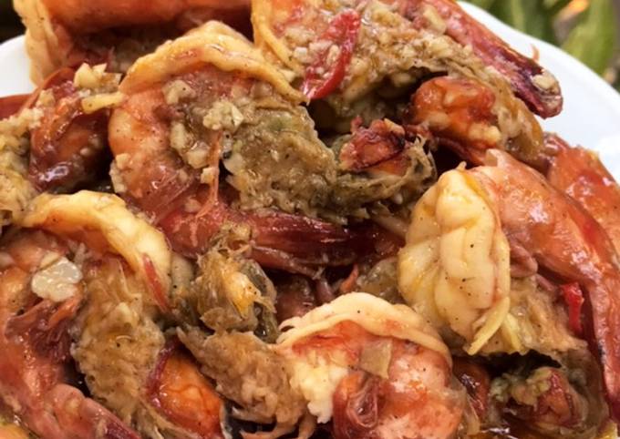 Resep Big Prawn Garlic Butter oleh Dapur Cahya - Cookpad