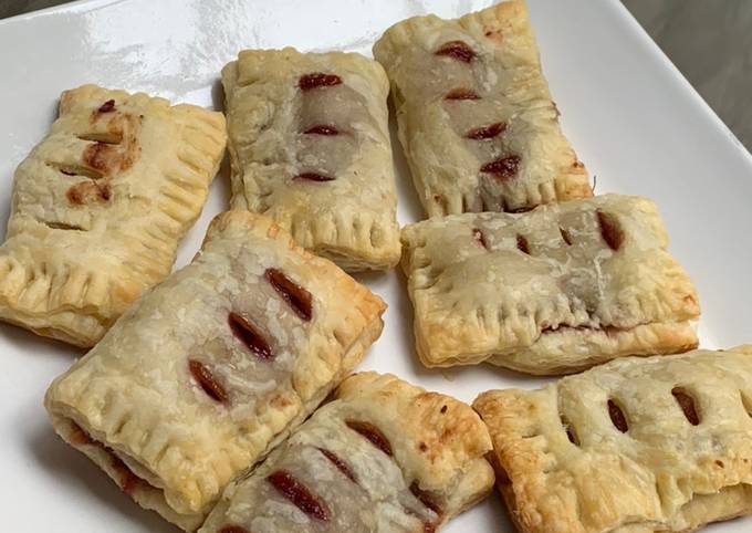 Resep Puff pastry isi selai stroberi dan kurma oleh Syadza Syadziyyah ...