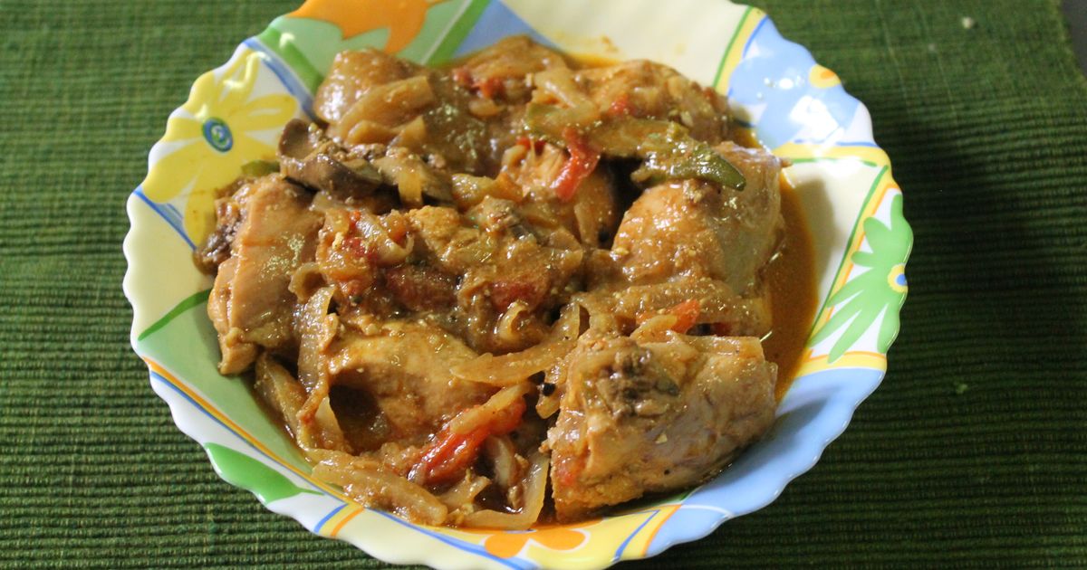 Traditional Muslim Chicken Curry Recipe by Urshila - Cookpad