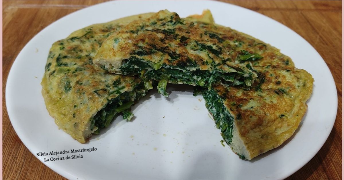 Tortilla De Hojas De Nabo Receta de La cocina de Silvia