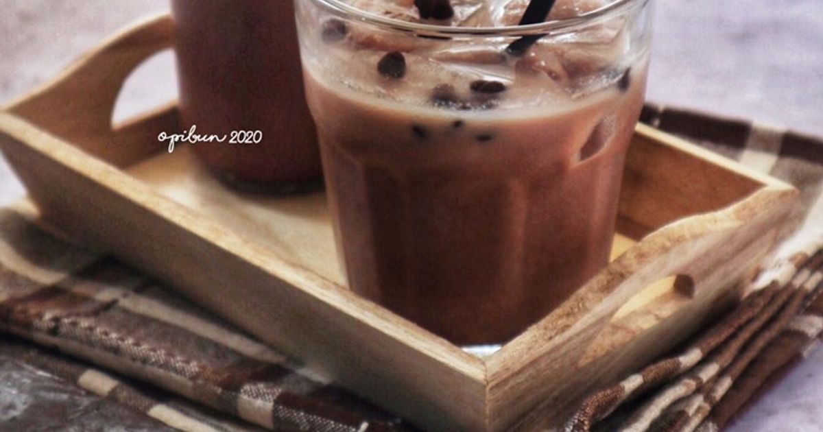 Resep es cokelat rumahan enak dan mudah - Cookpad