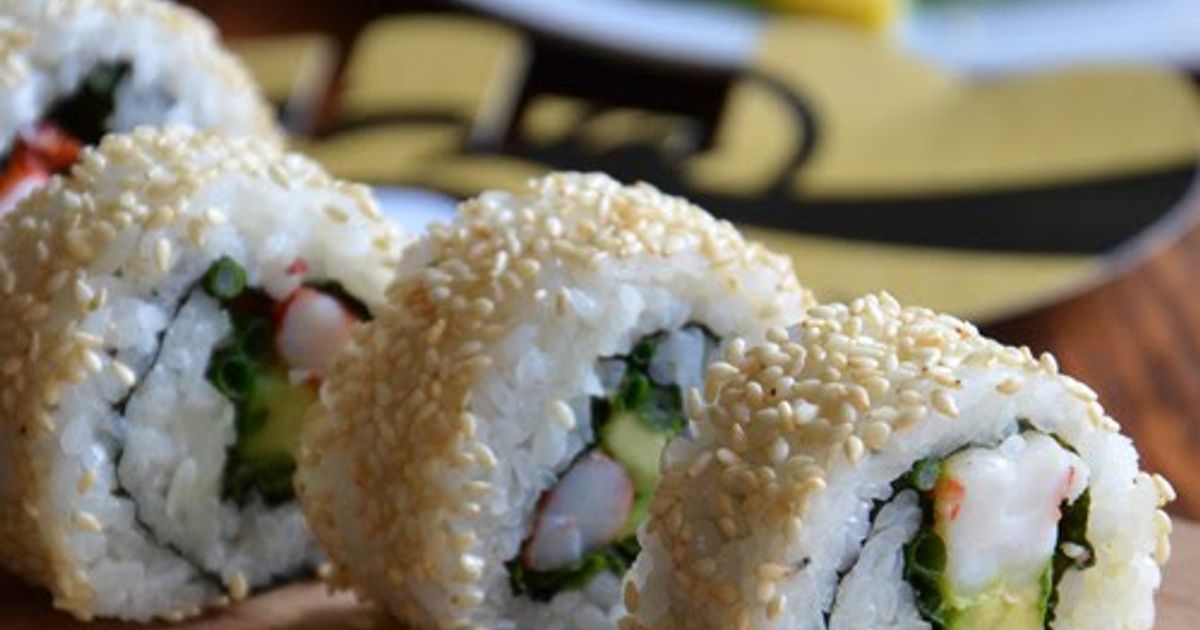 Avocado Shrimp California Rolls Recipe By Cookpad.Japan