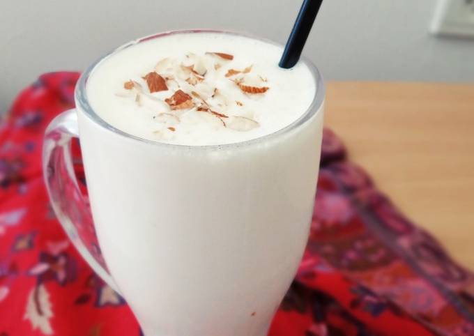 Kesari Lassi Recipe by The Epicurean Feast - Cookpad