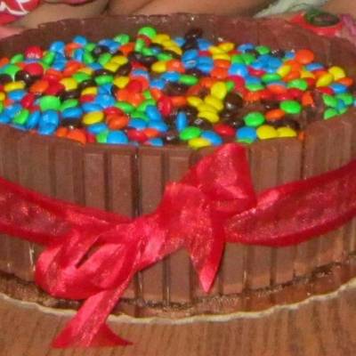 Pastel kit-kat Receta de Aydee Gtz- Cookpad