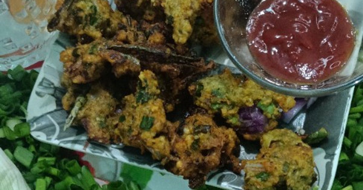 Spring Onion Moong Daal Pakore With Green Chilli 💚 Recipe by Mrs Singh ...