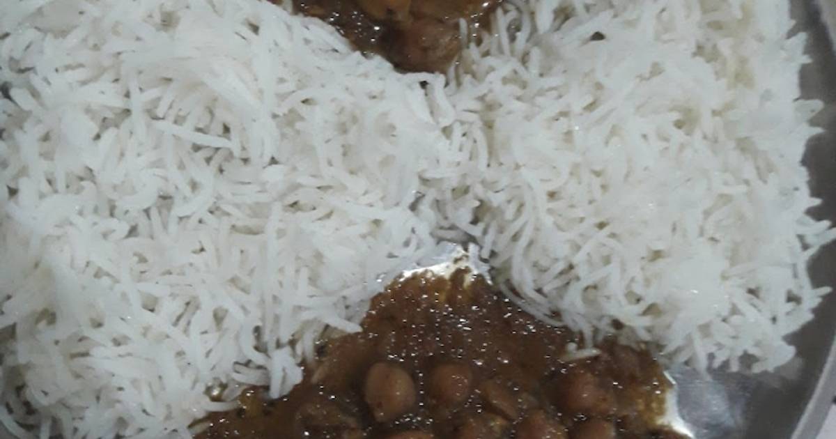 Chole chawal Recipe by Ishika - Cookpad
