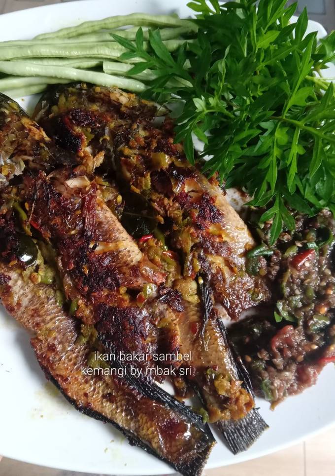 Resep Ikan gabus bakar sambal kemangi oleh Dapur Mbak Sri - Cookpad
