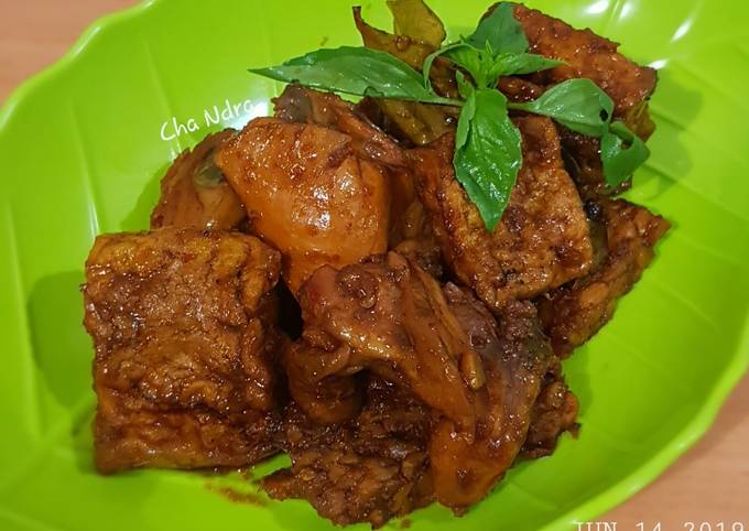 Resep Ayam tahu tempe kecap oleh Cha Ndra - Cookpad