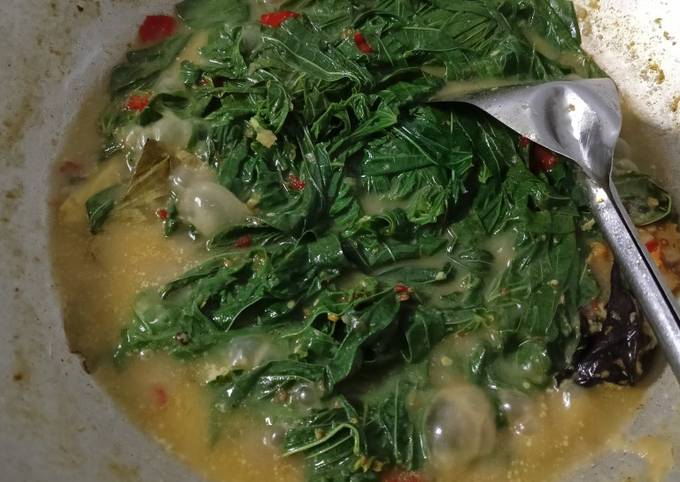 Resep Gulai daun singkong oleh Febrina - Cookpad