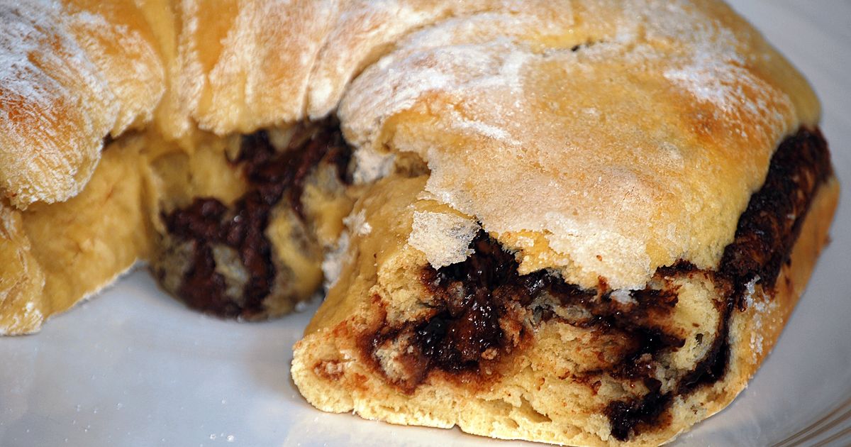 Mocha Hazelnut Roll Recipe By Hands.Matt